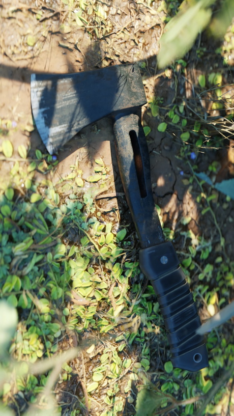 Hatchet Model • Poly Haven